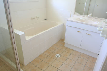 Full Bath, Basic